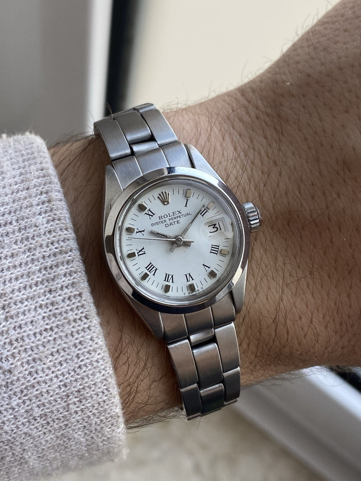 Rolex Oyster Perpetual Date Lady 26mm Watch – Calvin Watches